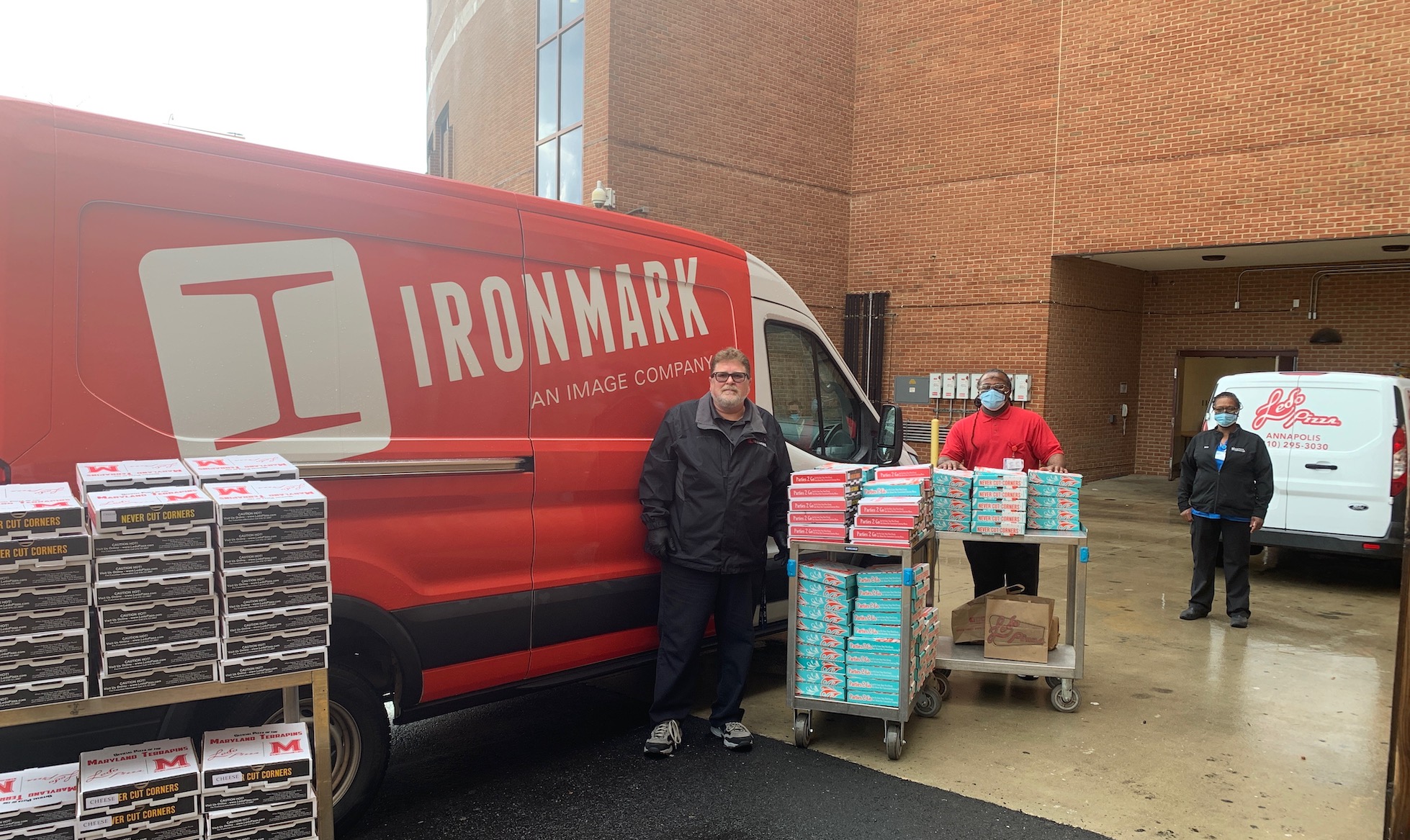 Ironmark Delivers Meals to Frontline Heroes - Article