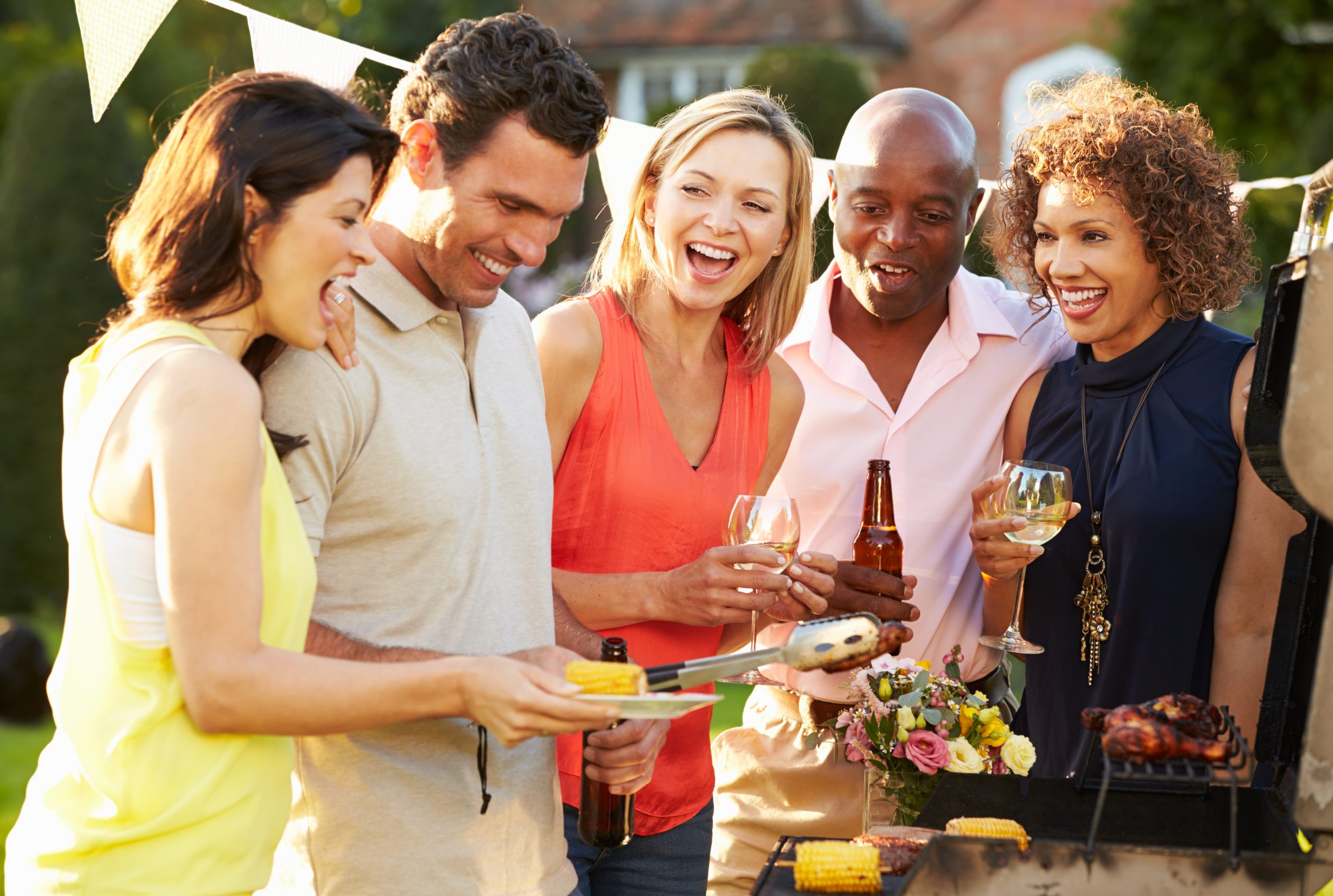 Top 10 Outdoor Event Essentials For Summer - Article